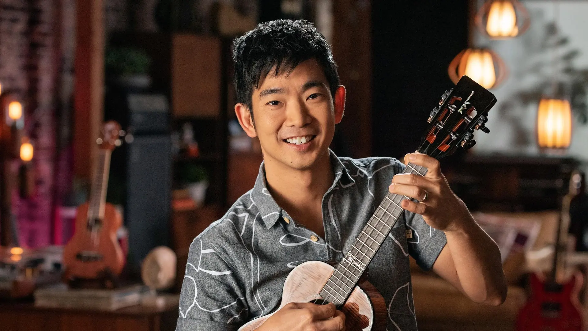 MasterClass - Teaches ʻUkulele - Jake Shimabukuro - Lottolearning